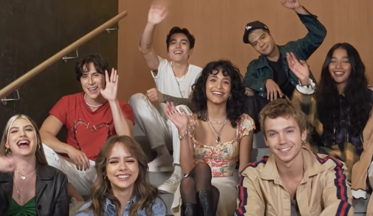 Netflix libera imagem de novo elenco de "Rebelde" – Rádio Mix FM