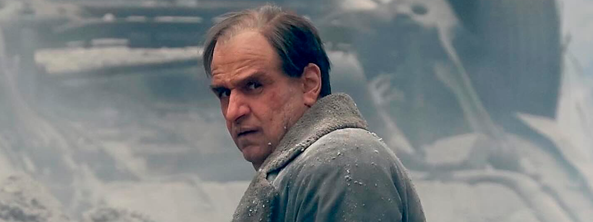 Reveladas as imagens de "Pinguim", série que vai focar em um dos ...